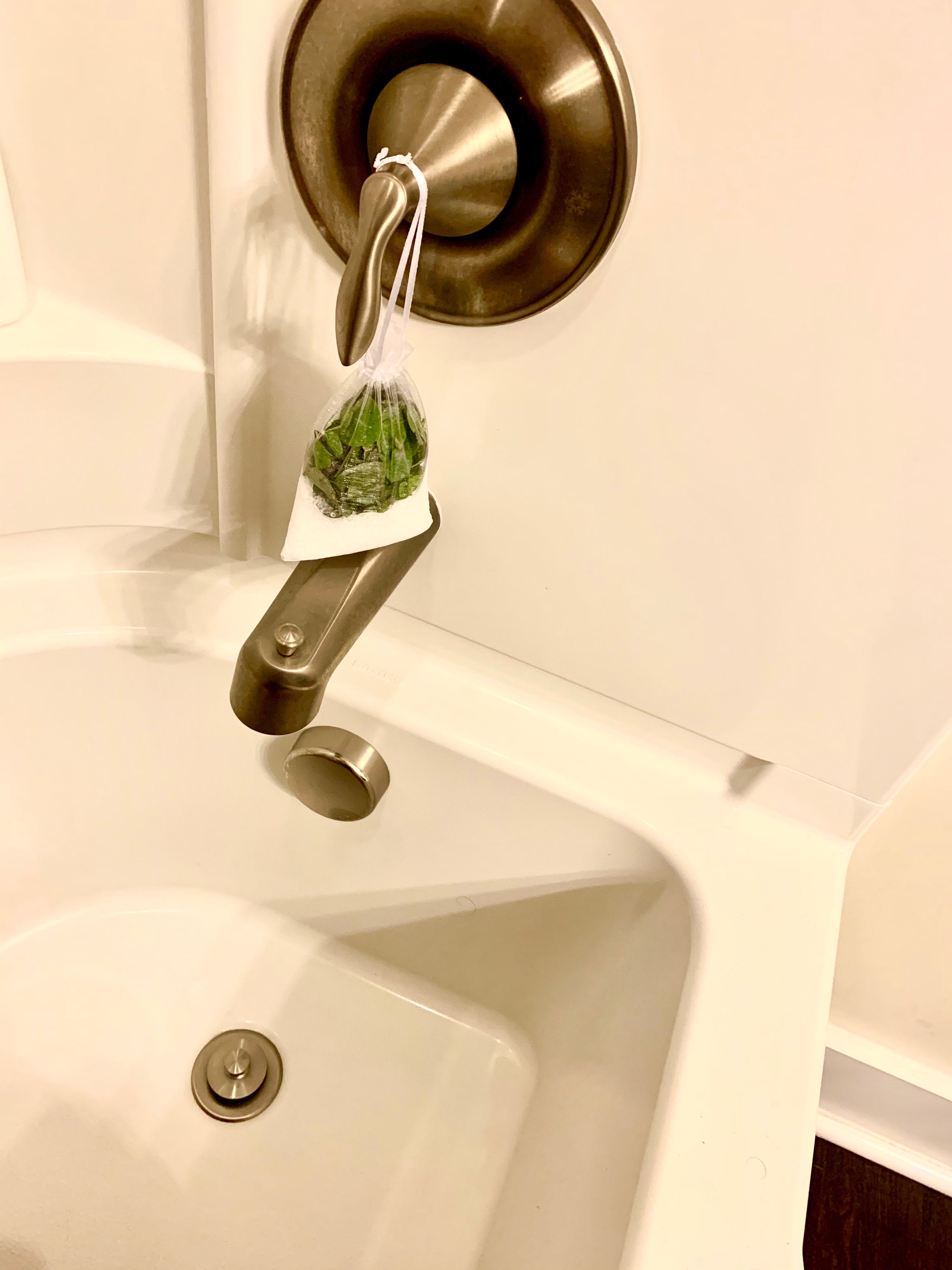 Eucalyptus & Epsom Bath Pouches - 3 Pack – Eucalyptus Blooms